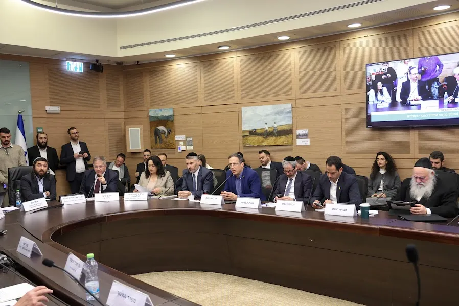 Education Minister Kisch briefs Education Committee on education in ...